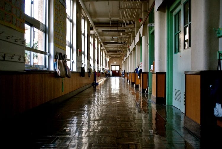 Ferie 2025. Terminy ferii zimowych z podziałem na województwa i miasta Ferie 2025. Terminy ferii zimowych z podziałem na województwa i miasta